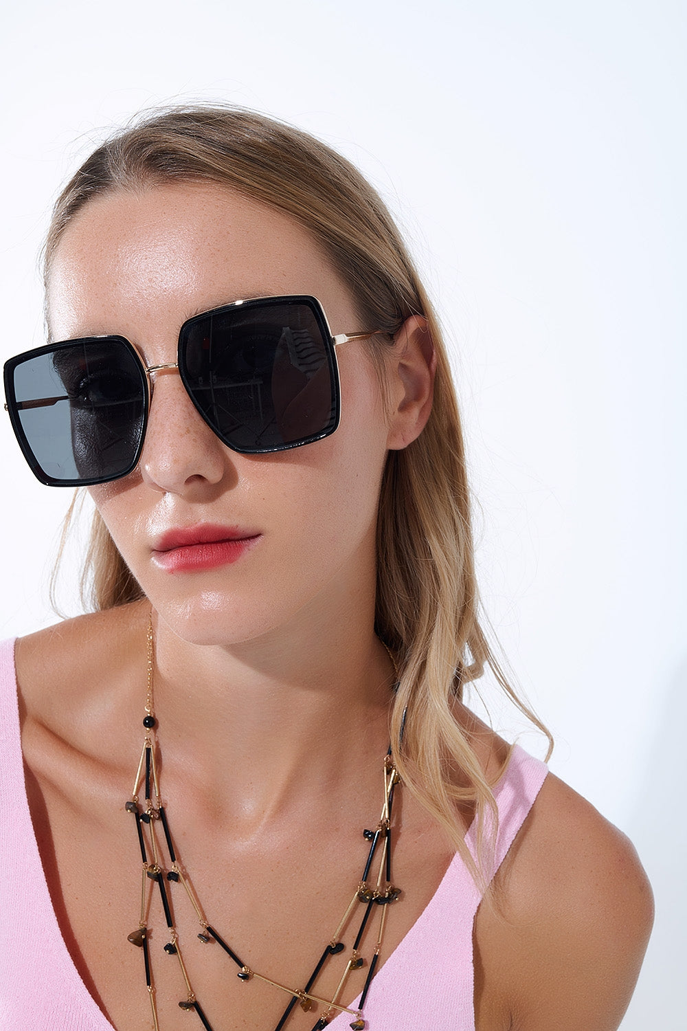 Extra Large Square Sunglasses in Black – Une Pick